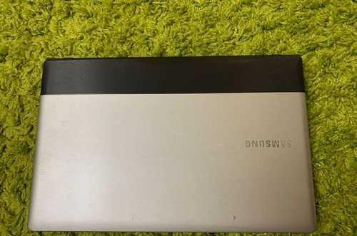 Samsung np300e5a