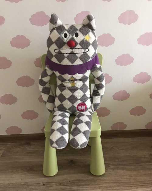 Кот мягкий