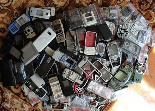 Корпусные запчасти для телефонов Nokia (Б/У)