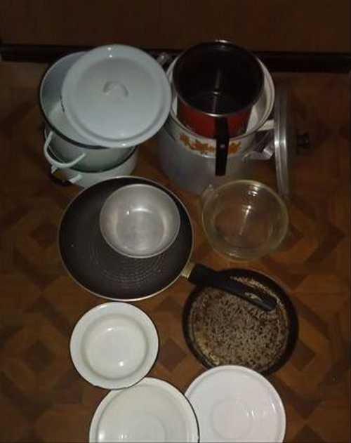 Посуда СССР кастрюли разные сковородки миски