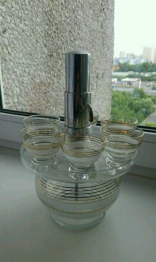 Настольный бар (тыш-бар). Германия