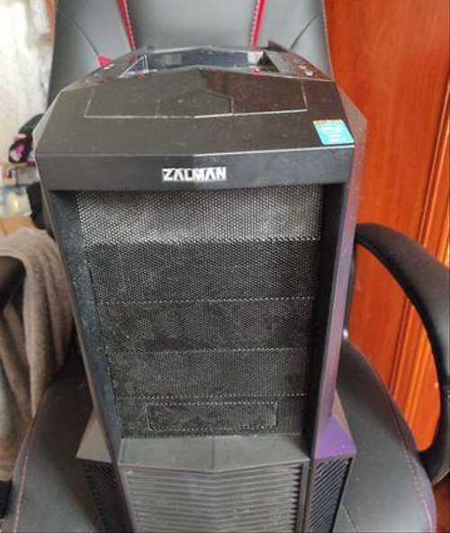 Прадаю корпус zalman z11 plus