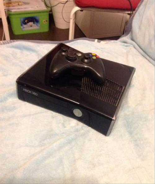 Xbox 360slim на 250gb freeboot