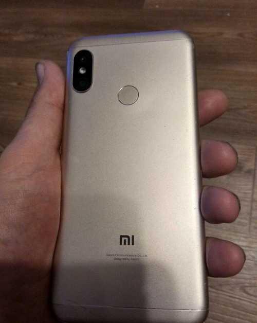 Телефон Xiaomi mi a2 lite или redmi 6 pro