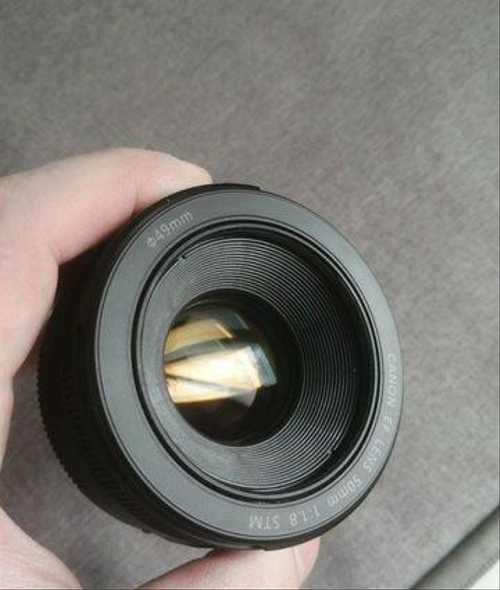 Объектив Canon 50мм 1.8
