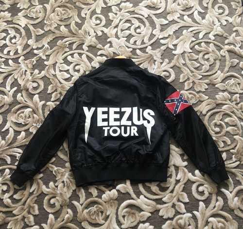 Бомбер Yeezus Tour