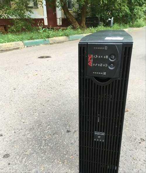 Ибп APC Smart-UPS RT 6000VA surt6000XLI без акб