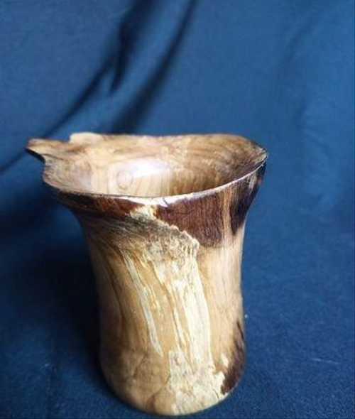 Деревянная ваза-карандашница ручной работы