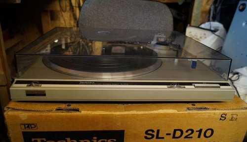 Проигрыватель пластинок "Technics SL-D210"