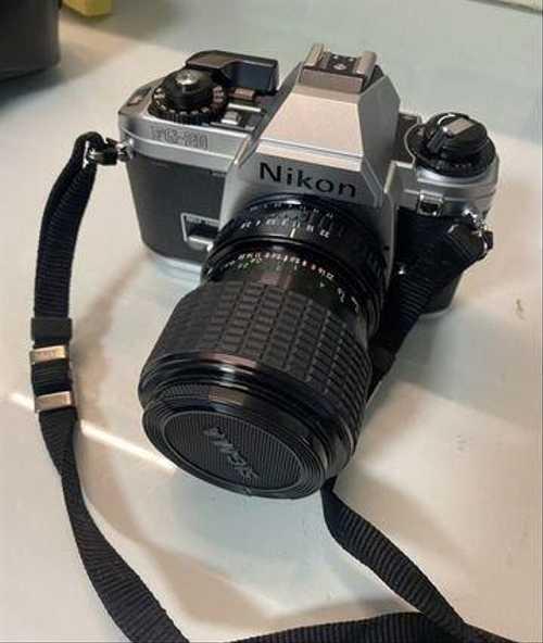 Пленочный фотоаппарат Nikon FG-20