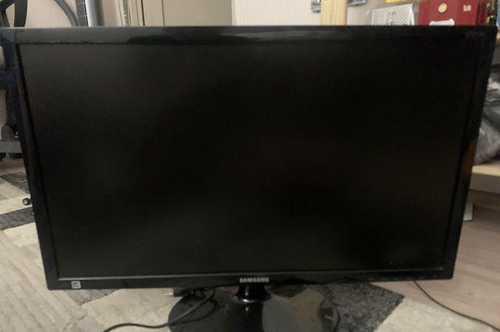 Монитор Samsung LS24D300HS/RU