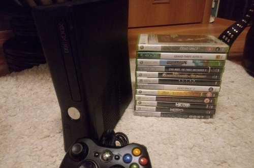 Комплект: Xbox 360 slim + 15 игр