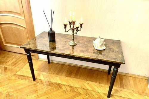 Кофейный столик старинный дизайнеский