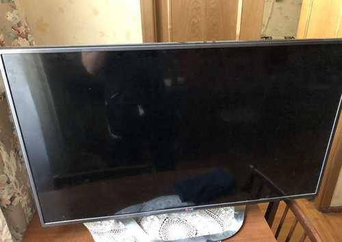 Телевизор LG42LA620V