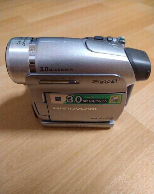 Видеокамера Sony Handycam DCR-HC96E
