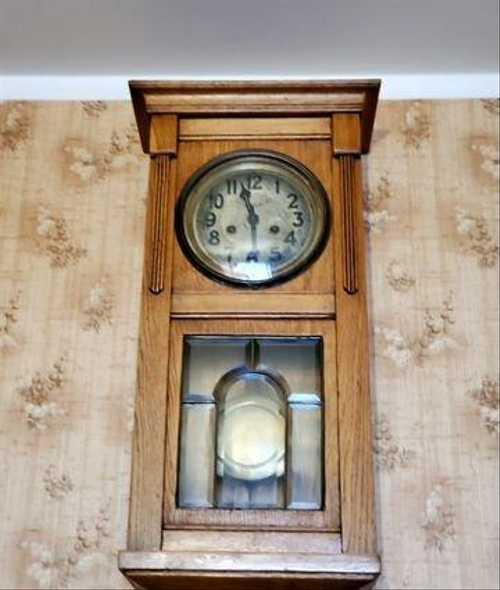 Настенные часы Gustav Becker