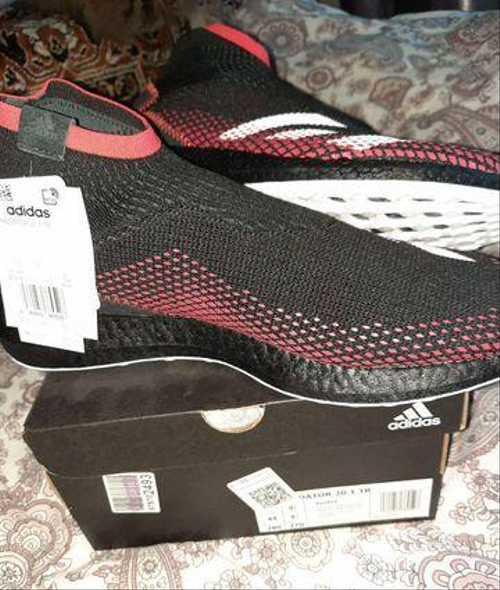 1) Кроссовки adidas boost predator