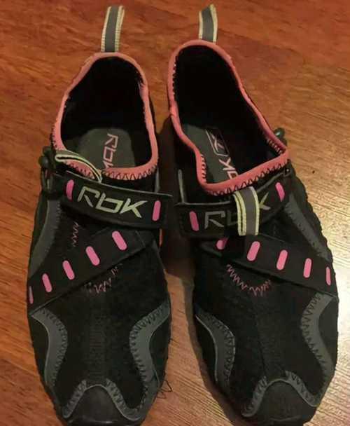 Reebok кроссовки 37-37.5 оригинал