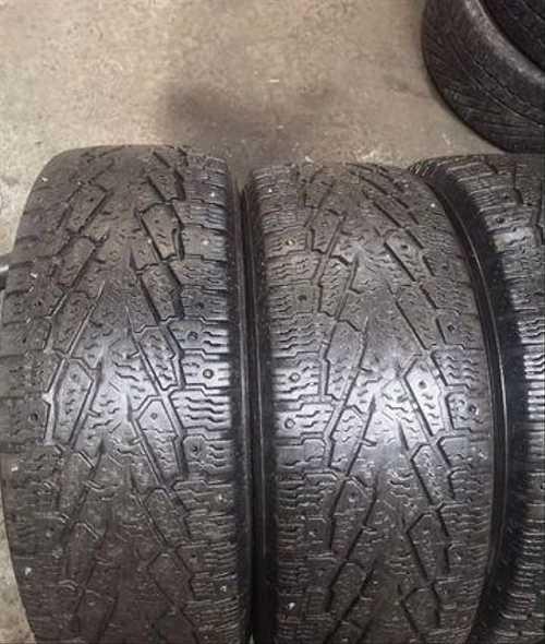 Nokian 215 70 r15