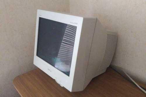 Монитор Sony 17 trinitron g200