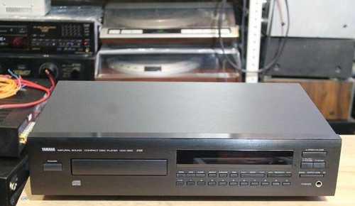 CD проигрыватель Yamaha CDX 560