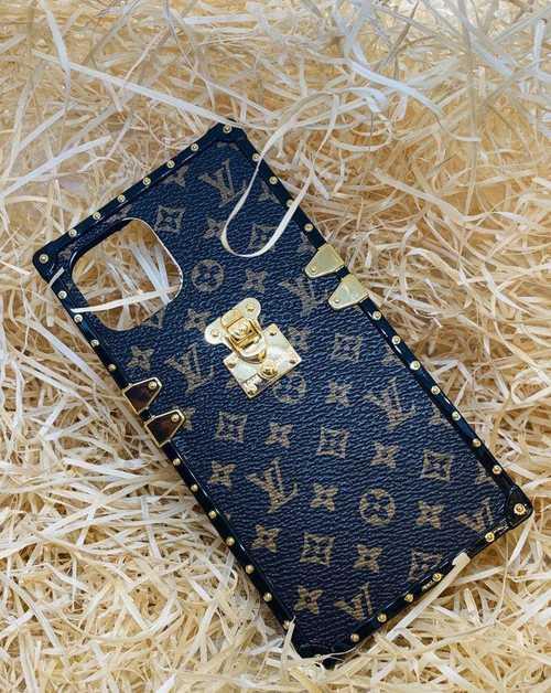 Чехлы Louis Vuitton для iPhone 11/11pro/11ProMax