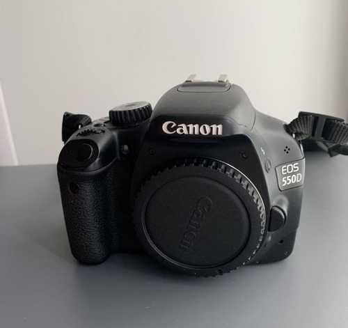 Фотоаппарат Canon 550d body