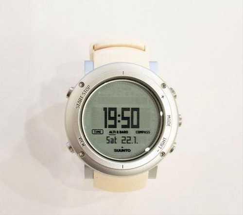 Спортивные часы Suunto Core Alu Pure White