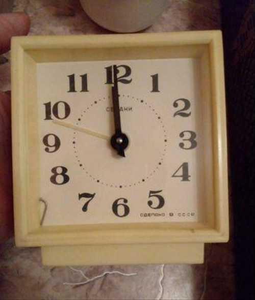 Часы СССР севани