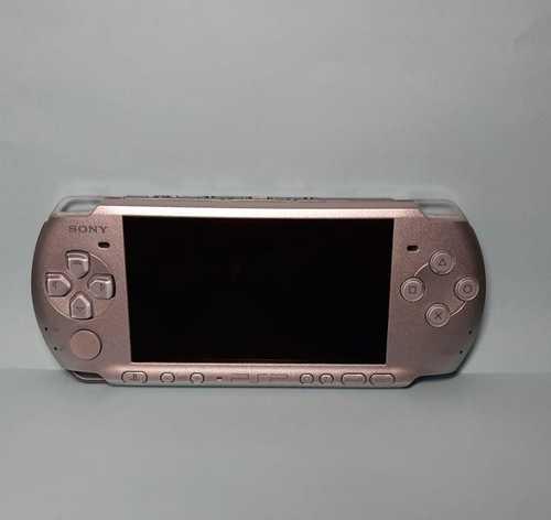 PSP 3008 в отличном состоянии + 11 игр