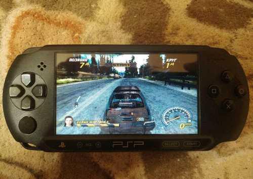 PSP E1008 отл. состояние с чехлом и картой памяти