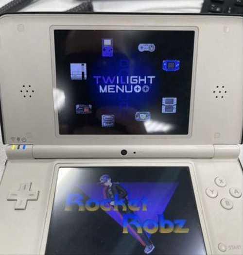 Nintendo dsi LL шитый