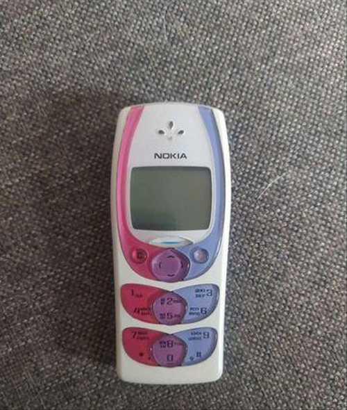 Телефон Nokia 2300