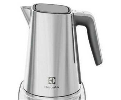 Чайник Electrolux eewa 7800