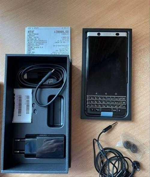 Телефон BlackBerry key one