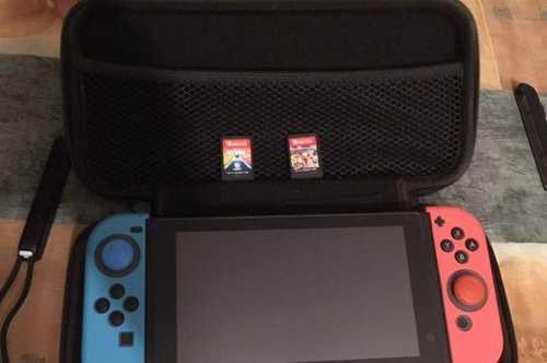 Nintendo Switch + Mario Kart