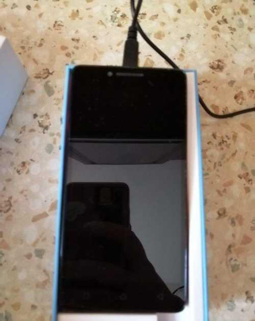 Телефон Lenovo А6010 plus