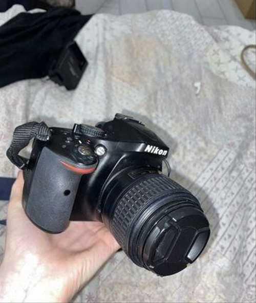 Зеркальный фотоаппарат Nikon D5200 / 18-55mm