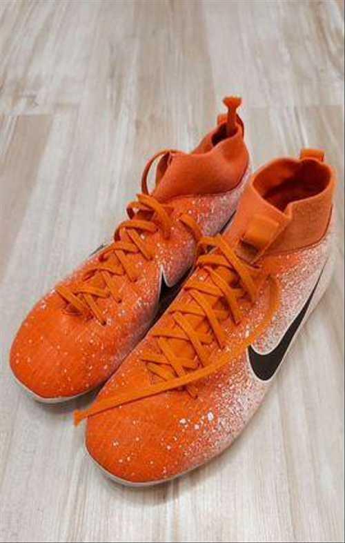 Футбольные бутсы nike mercurial