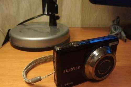 Компактный фотоаппарат FujiFilm JV300