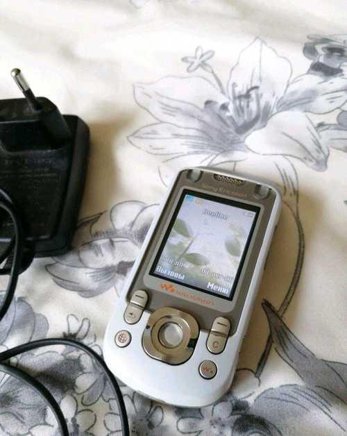 Sony Ericsson W550i Sony Ericsson C510