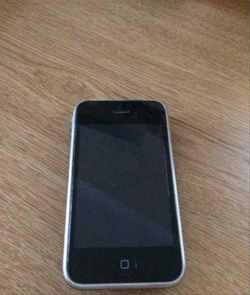 Телефон iPhone 3Gs