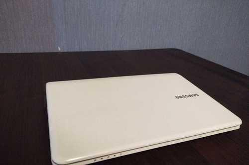 Бодрый нетбук Samsung np-nc110-p03ru