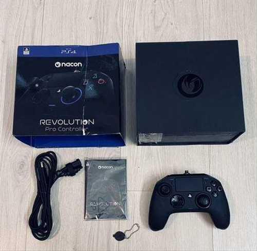 Геймпад Nacon Revolution Pro Controller, черный