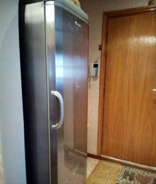 Морозильник Ardo FRF30 Shey, Италия 200L, нерж. A+