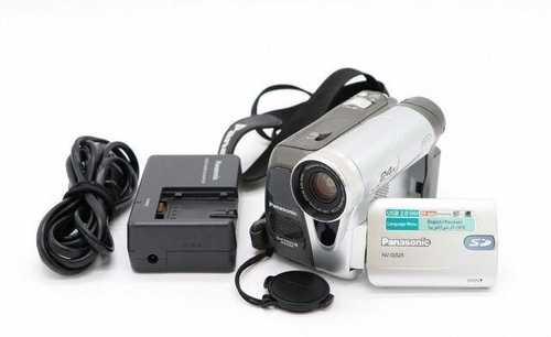 Кассетная видео камера Panasonic NV-GS25