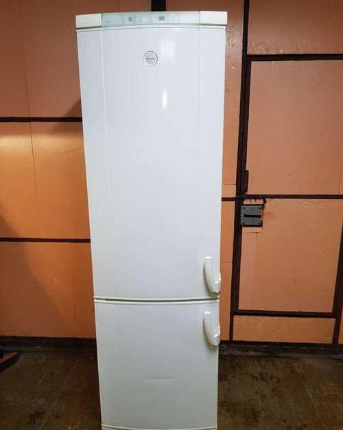 Холодильник Electrolux ERE3600