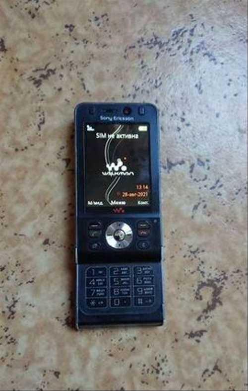 Sony Ericsson W910i (сильно бу, на запчасти/ ремон