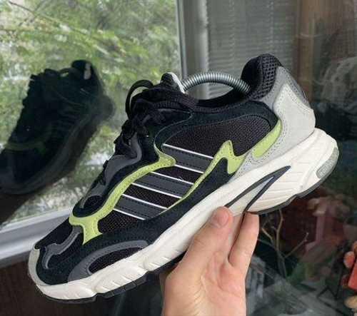 Кроссовки Adidas Temper Run