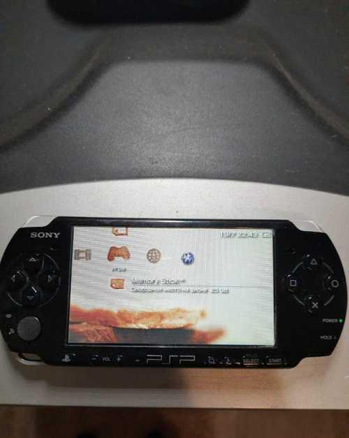 Sony PSP 32 гб 4 игры+2 диска чехол зарядка две фл